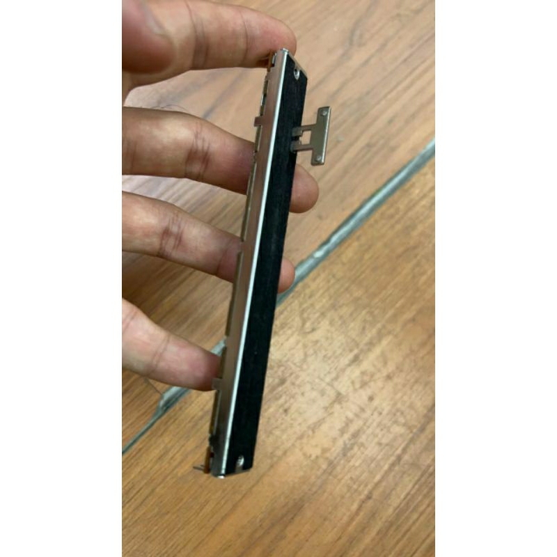 Jual POTENSIO FADER BOOT MIXER BEHRINGER X23 B10K 8 PINS | Shopee Indonesia