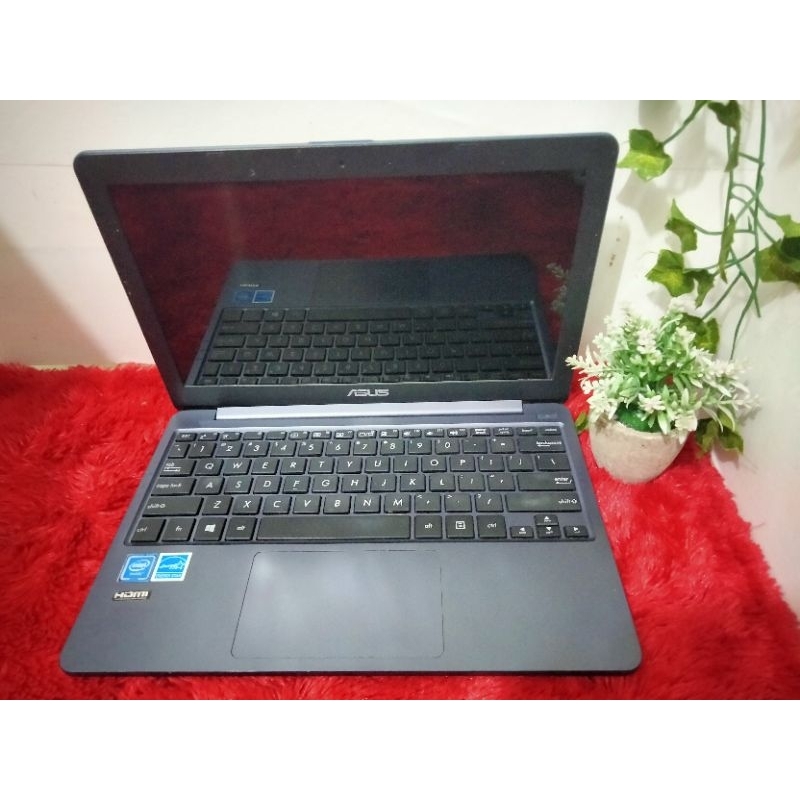 Jual Notebook Asus E203N/Intel Celeron n3350/RAM 2gb/HDD 500gb/Vga ...