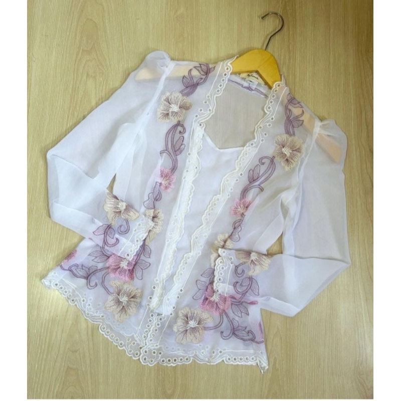 Jual Kebaya Bordir Bunga || Kebaya Bali Modern || Kebaya Bali Kekinian ...