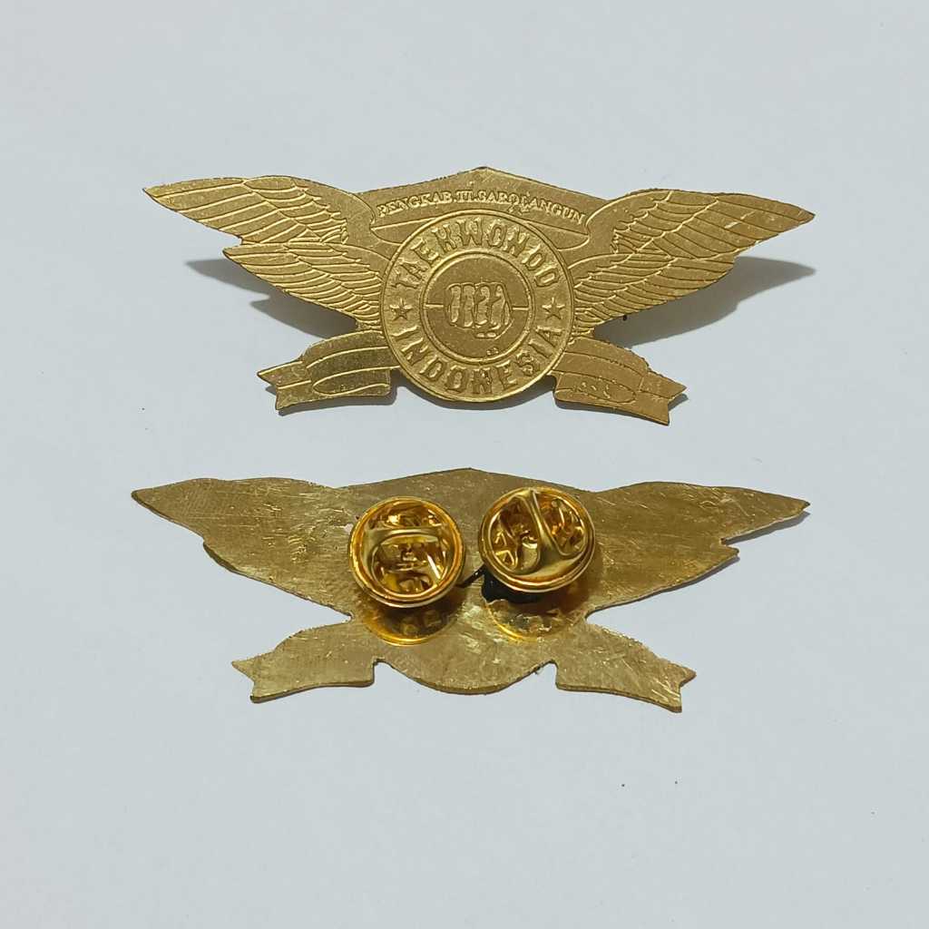 Jual Pin Custom Bahan Kuningan Stainless Badge Event Pin Etching Paku ...