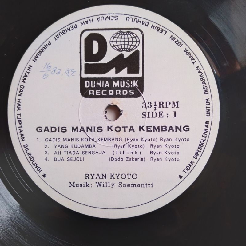 Jual PIRINGAN HITAM VINYL RYAN KYOTO (GADIS KOTA KEMBANG) | Shopee ...