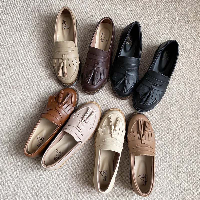 Jual CASSIE DOKMART 1 - Sepatu wanita / Docmart wanita ...