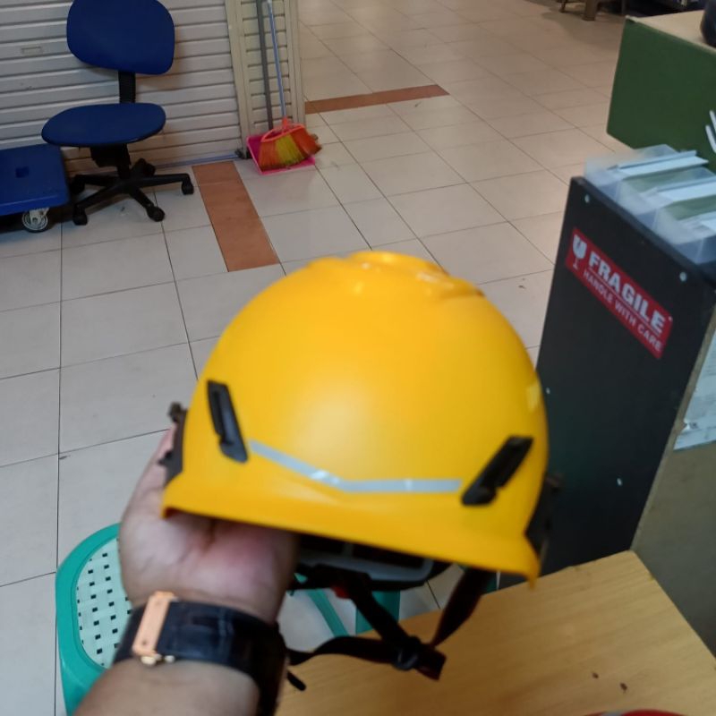 Jual Helm Safety MSA Original Kuning - Helm Safety with Fastrack ...