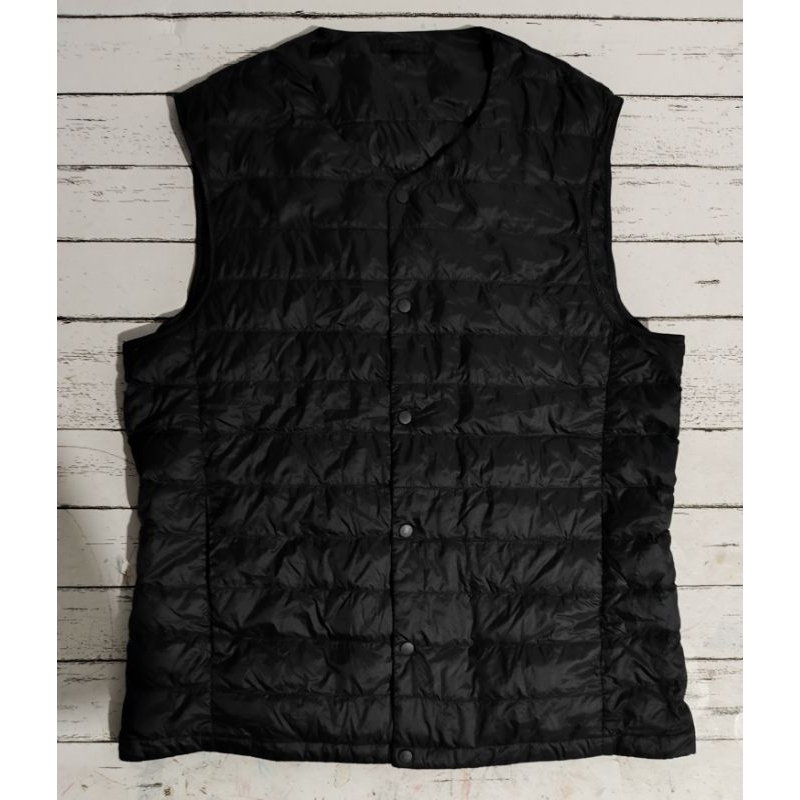 Jual Vest Rompi Uniqlo UL Down Bulu angsa tipis Ringan Nyaman M jerut ...
