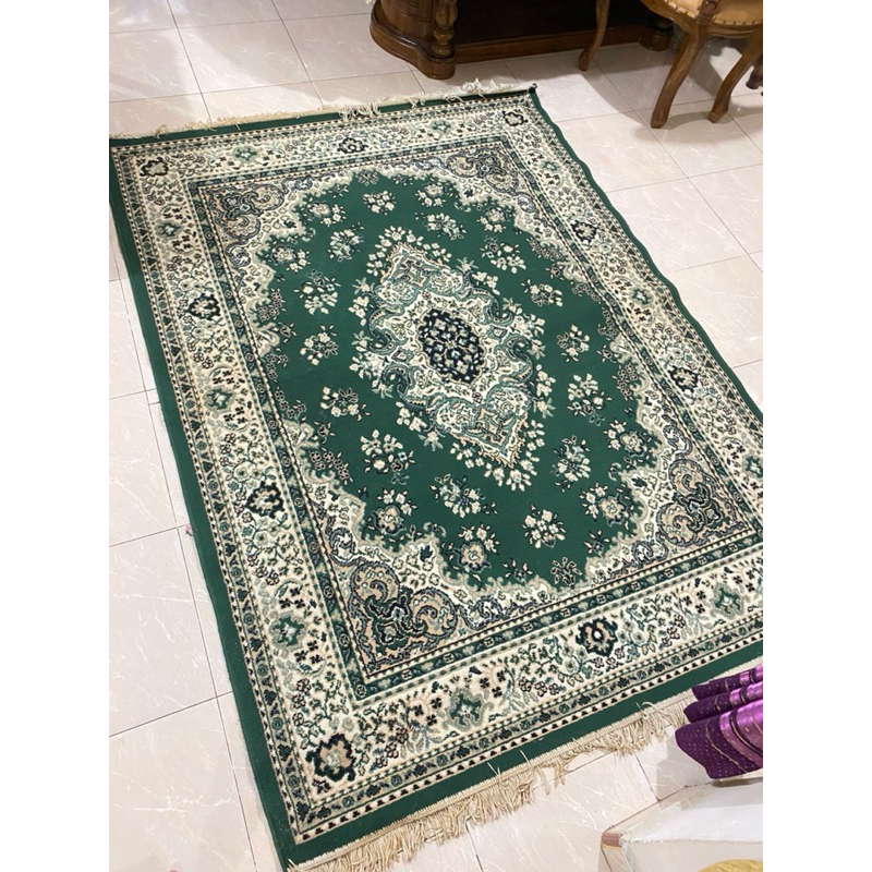 Jual Karpet lebar 160x216 motif batik hijau permadani ambal second ...