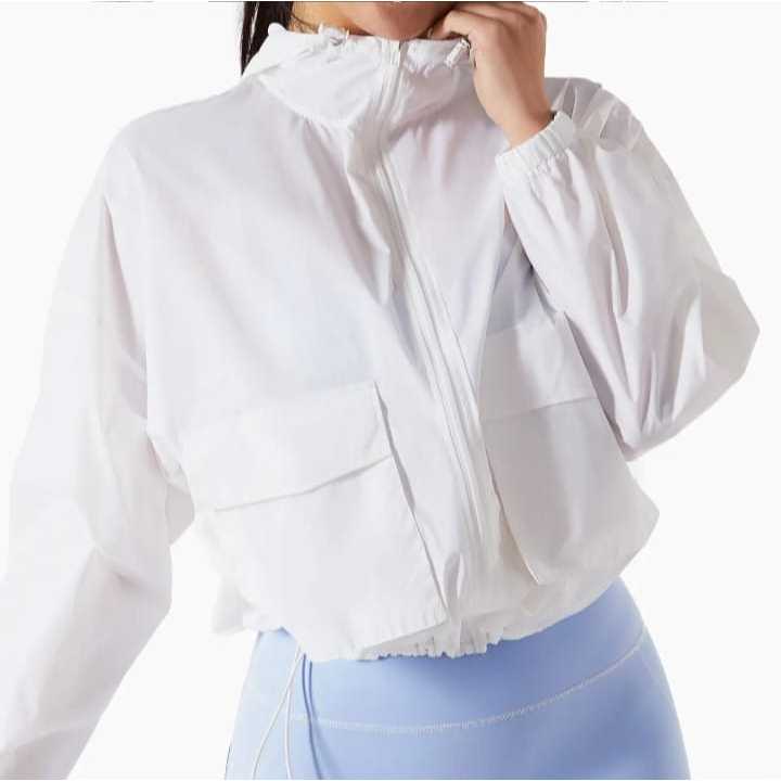 Jual Jaket Crinkle Parasut Gaya Tahan Angin dengan Sentuhan Modern ...