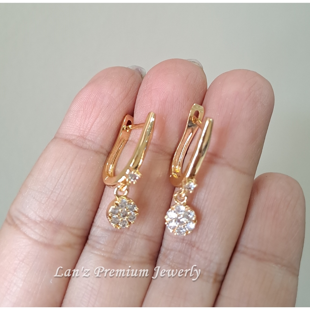 Jual Anting Klip Bulat Bandul Kristal Berlian Titanium 18K Emas Perak ...