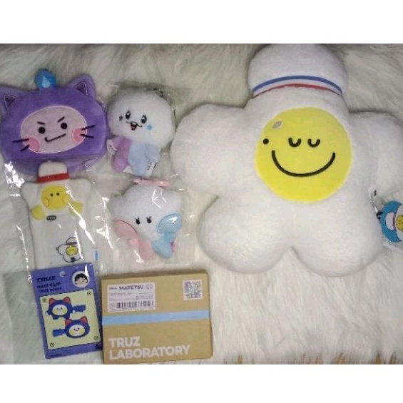 Jual Truz Official Line Friends Chilli Pouch Romy Cahol Face Cushion Matetsu Minini Standing ...