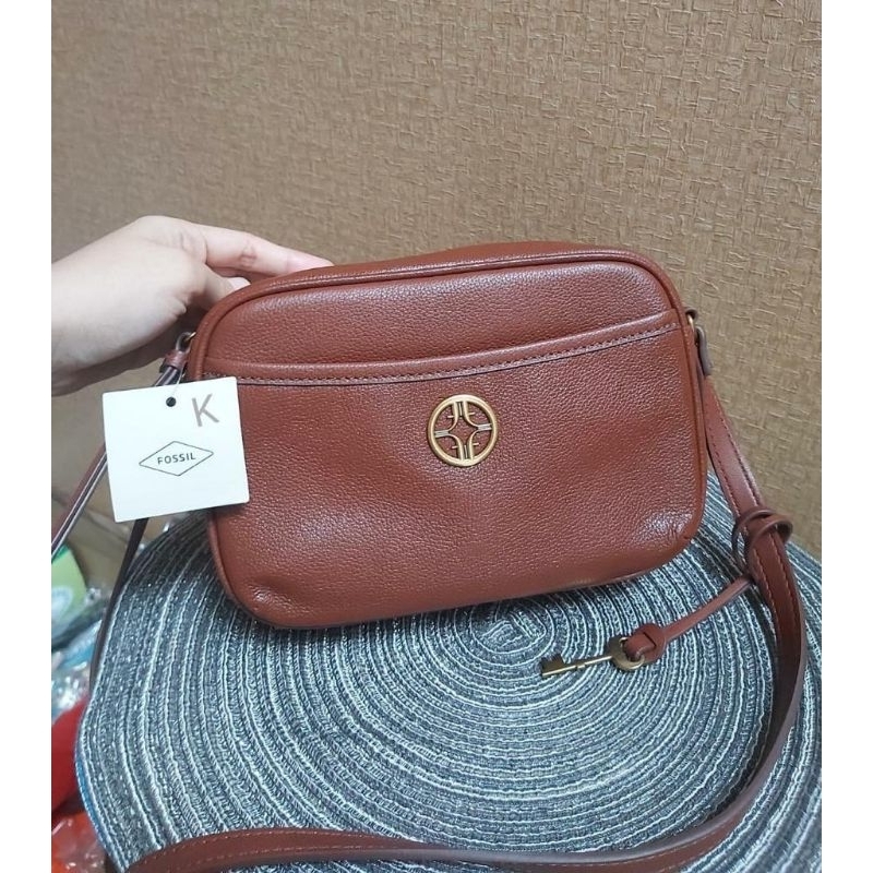 Jual Fossil brennon camera bag brown | Shopee Indonesia