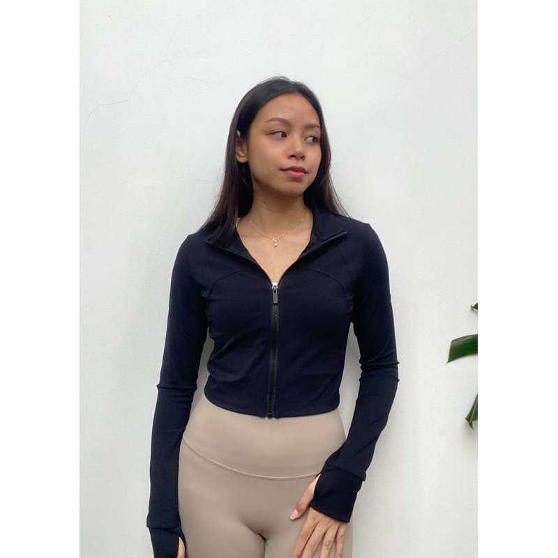 Jual GOOD KARMA - Cropped Sculpting Jacket | Jaket olahraga wanita yoga ...