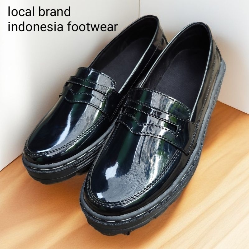Jual SEPATU DOCMART PRIA LOAFER SLIP-ON GLOSSY ANTI SELIP | Shopee ...