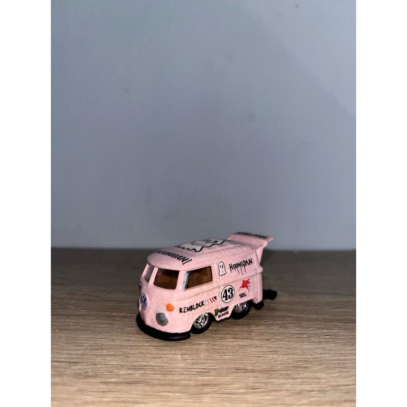 Jual Hot Wheels Custom Kool Kombi Kenblock Hoonigan Pink Ban Karet ...