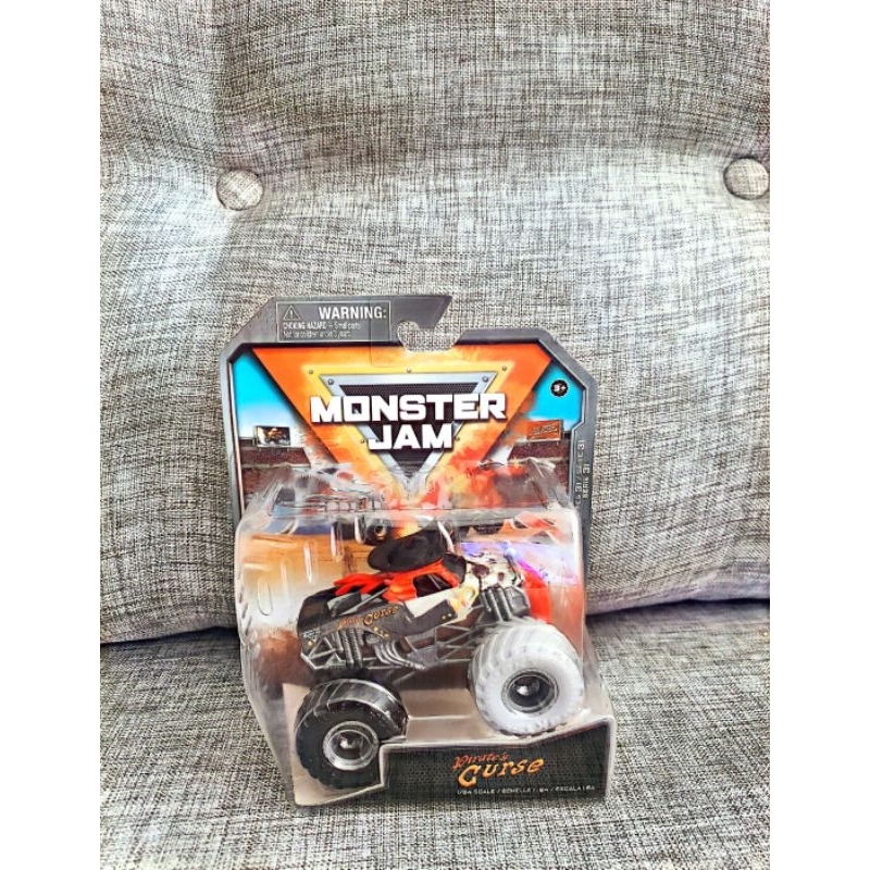Jual monster jam pirates curse original sale | Shopee Indonesia