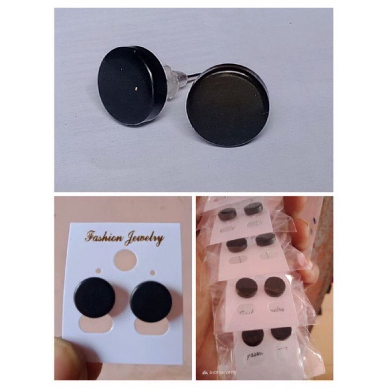 Jual Anting tindik bulat hitam polos(stund) | Shopee Indonesia