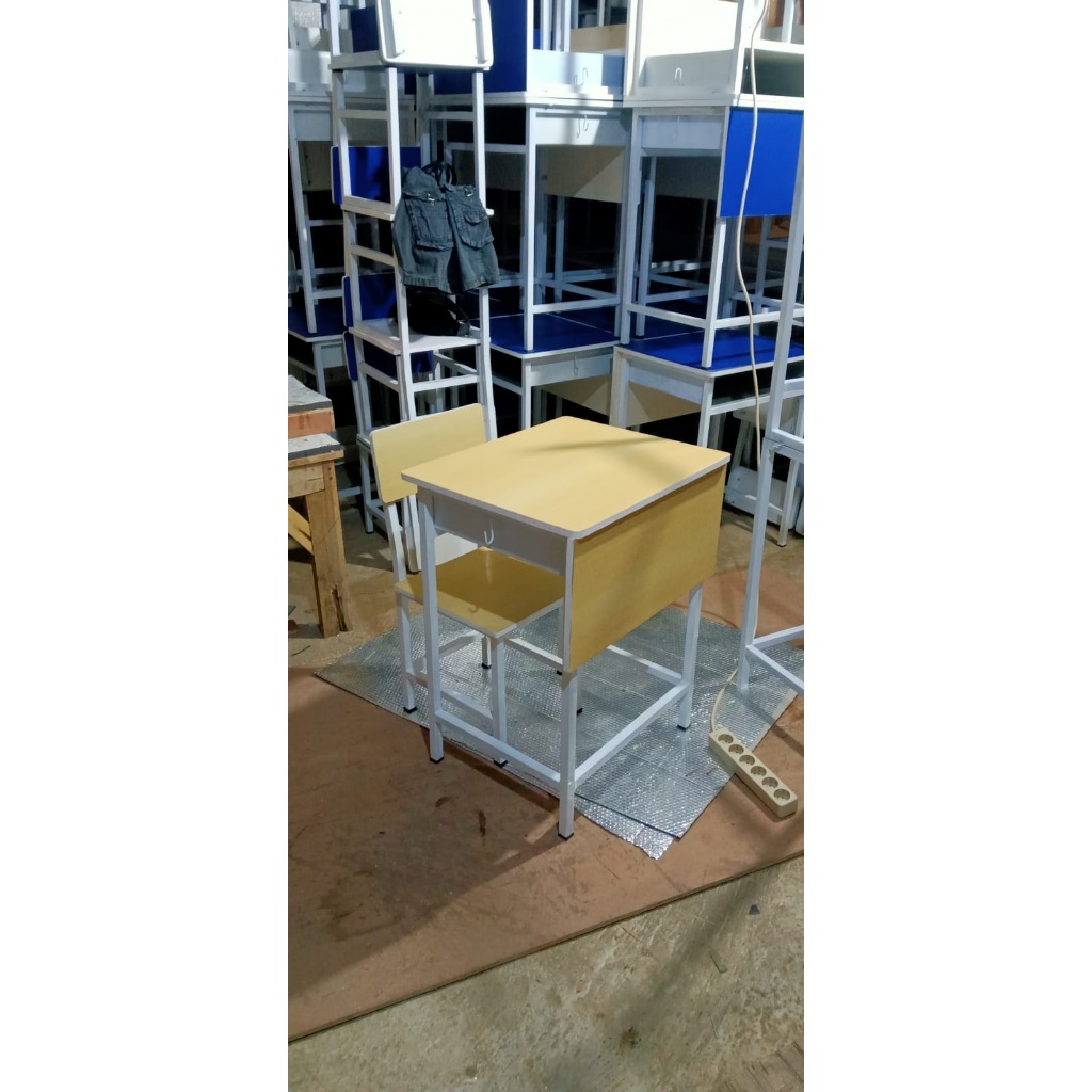 Jual MEJA SEKOLAH KURSI SEKOLAH meja besi meja siswa Meja Belajar RD004 ...