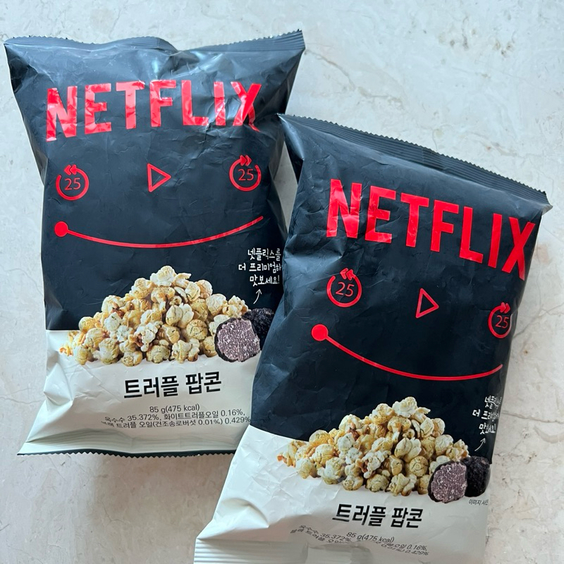 Jual Popcorn truffle Netflix/ truffle potato chips / turtle chips spicy ...