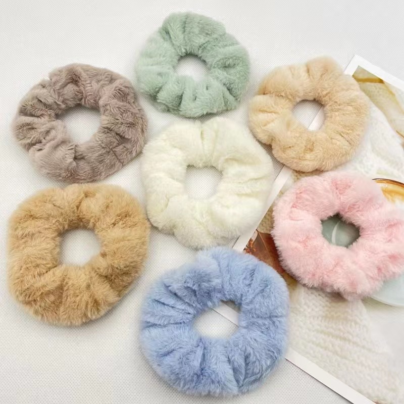 Jual IKAT RAMBUT SCRUNCHIE MODEL BULU KOREA / KUNCIRAN RAMBUT SCRUNCHIE ...