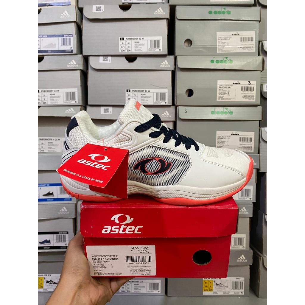 Jual Astec Evolis 2.0 Badminton Ice Grey/Navy Women's Shoes Original ...