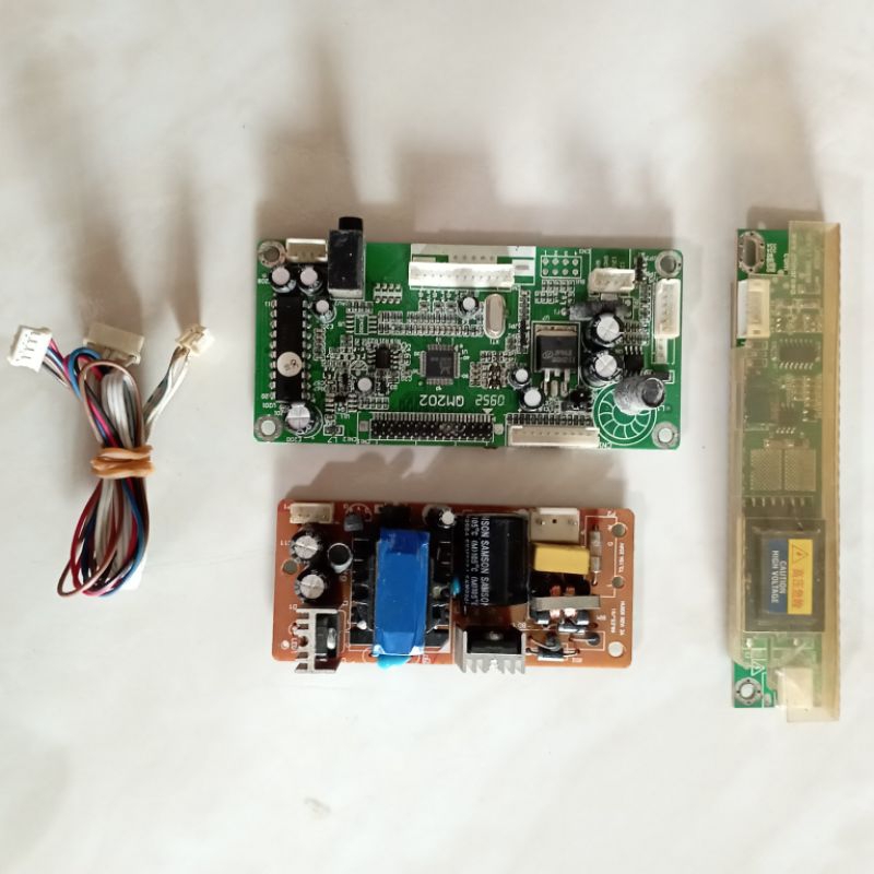 Jual MESIN TV ADVAN MONITOR V1550 (SATU SET LENGKAP) | Shopee Indonesia