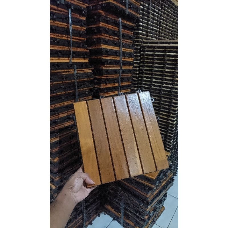 Jual NEW LAUNCH Lantai Kayu Jati decking Tile 30x30cm Ubin Kayu Jati ...
