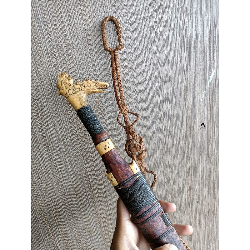 Jual Mandau tua Dayak Kalimantan | Shopee Indonesia