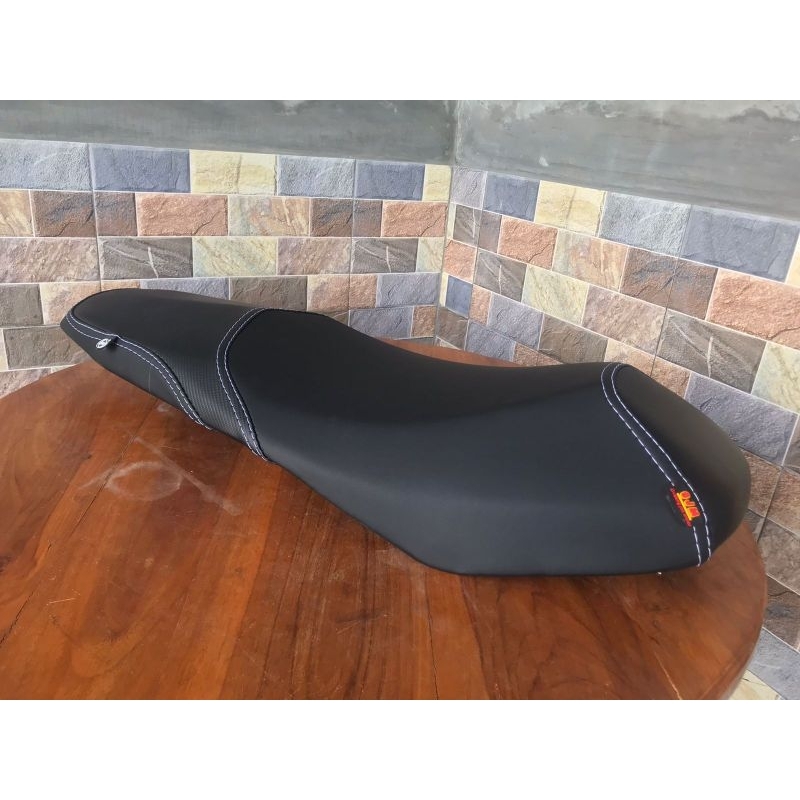Jual Jok motor X-RIDE 115/125 kulit Mbtech - Jok Xride Roadrace double ...