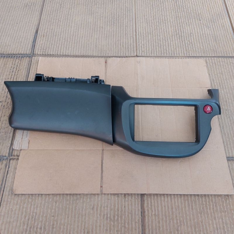 Jual Honda Fit GE8 Genuine head unit frame and glove box DARK GRAY pnp ...