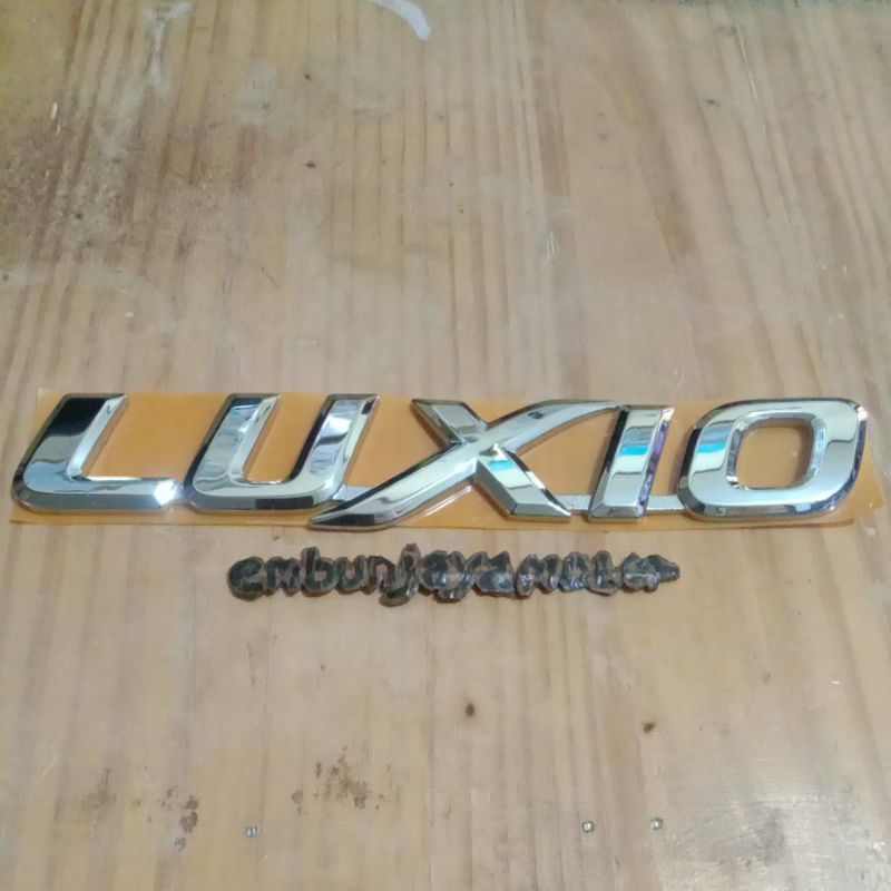 Jual logo emblem Luxio | Shopee Indonesia