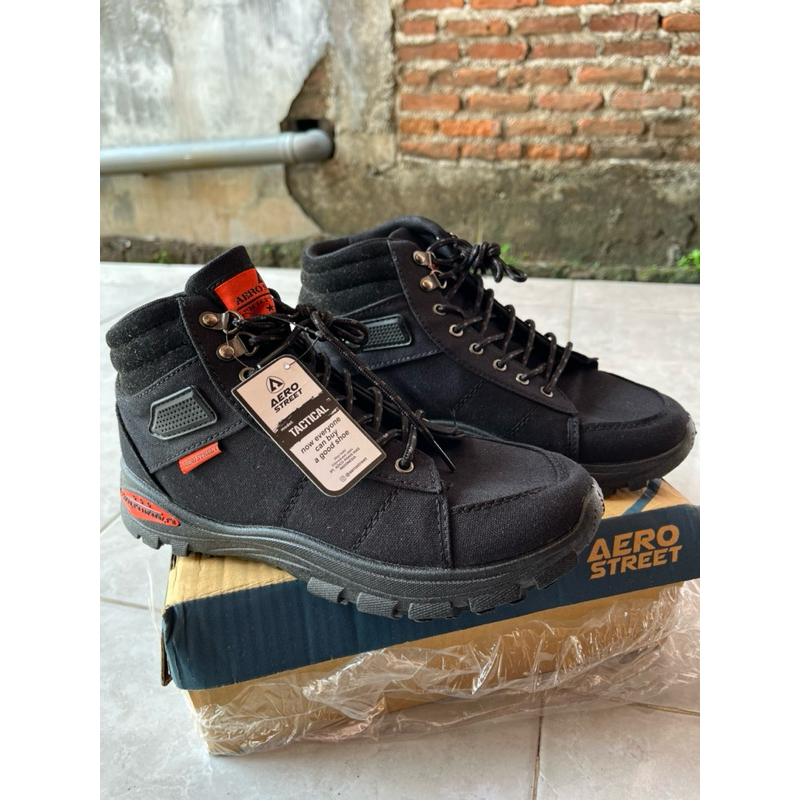 Jual Sepatu Aerostreet Tactical Black new ukuran 42 | Shopee Indonesia