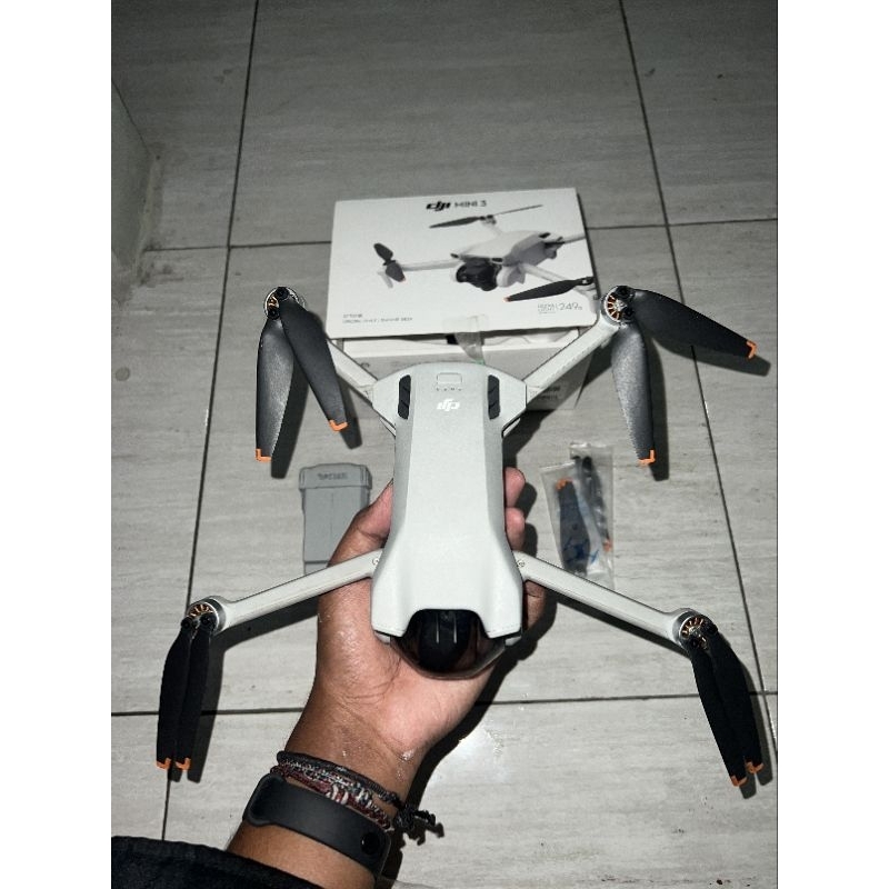 Jual Dji Mini 3 (drone + baterai) | Shopee Indonesia