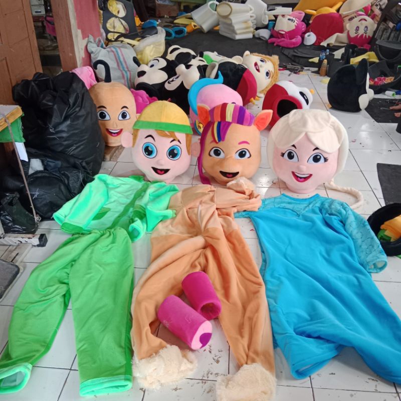 Jual Costum badut elsa frozen | Shopee Indonesia