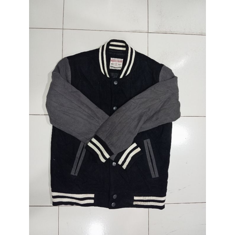 Jual JAKET VARSITY INDIGO BANK 2 WARNA BAHAN WOL | Shopee Indonesia