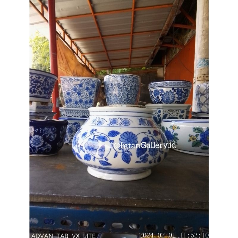 Jual Pot Keramik Biru Putih ( Tanpa Lubang) | Shopee Indonesia