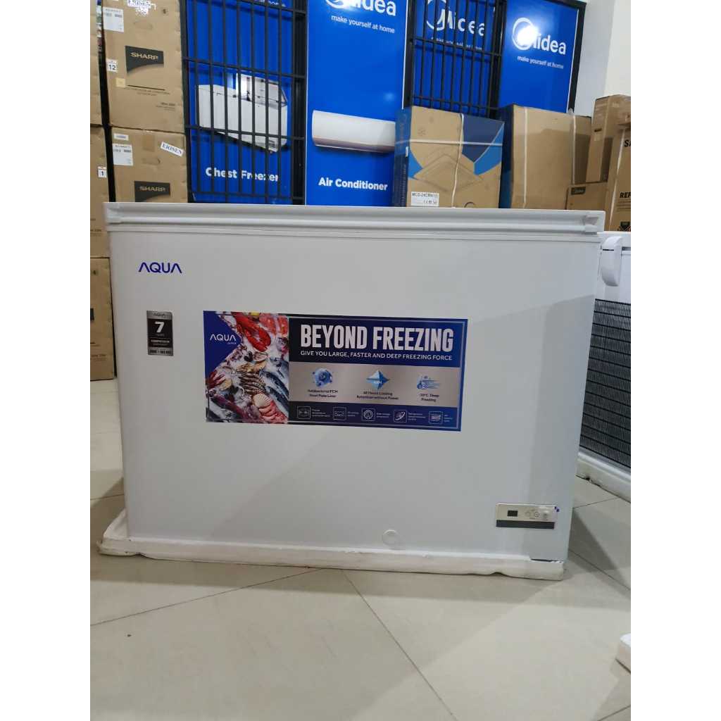 Jual AQUA JAPAN CHEST FREEZER 300 LITER AQF-320EC | Shopee Indonesia