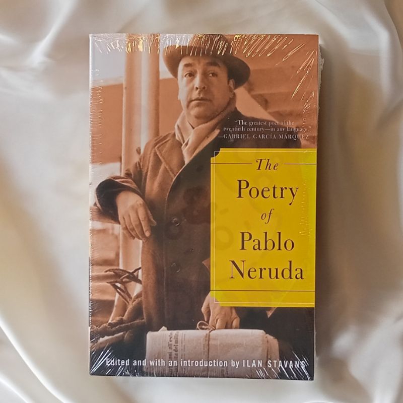 Jual Buku The Poetry Of Pablo Neruda Kumpulan Puisi Poem (English) New ...