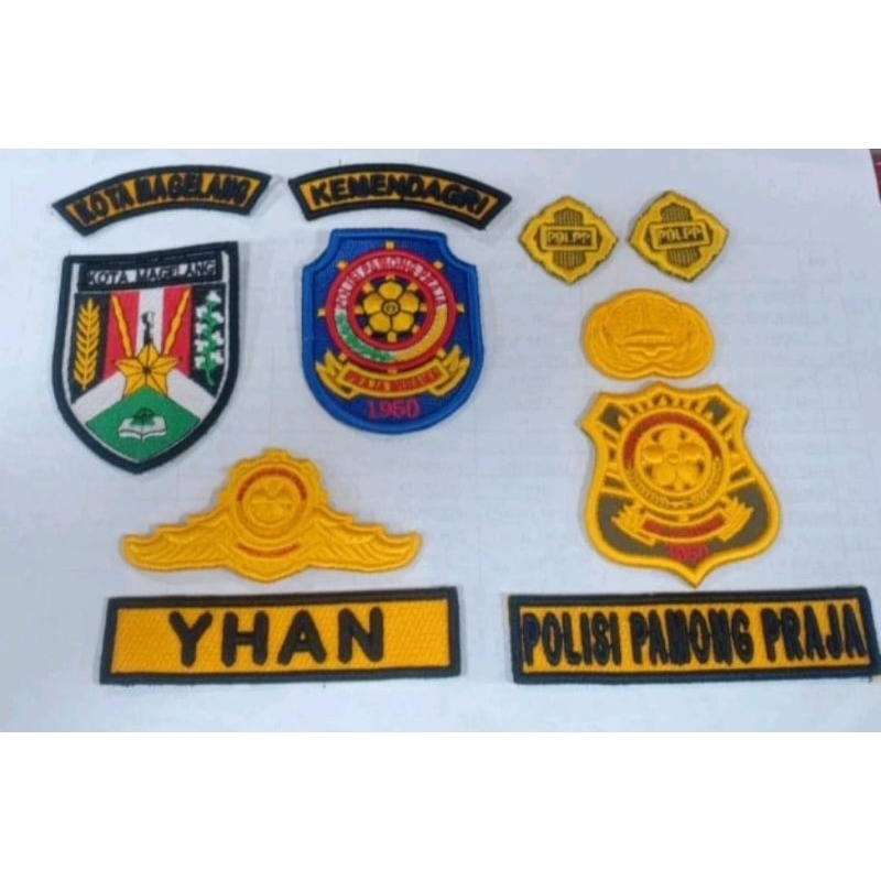 Jual satu set atribut baju PDH satpol PP bordiran timbul | nama bisa ... Jual satu set atribut baju PDH satpol PP bordiran timbul | nama bisa ...