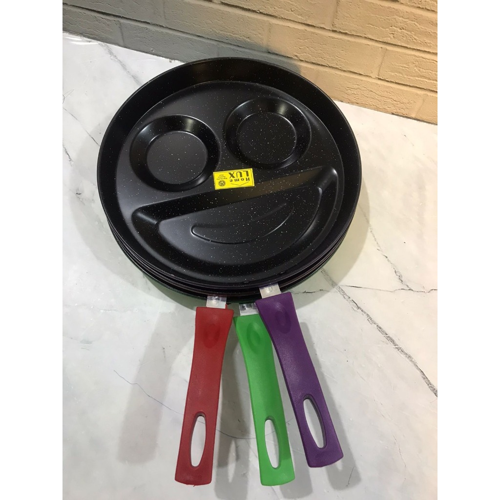 Jual Teflon Frying Pan 3 Lubang Cetakan Telur Kue Roti Bentuk SMILE ...