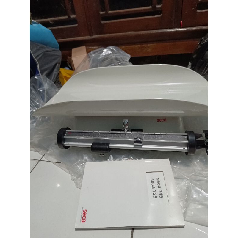 Jual Timbangan bayi SECA 725 Mechanical Baby Scale | Shopee Indonesia