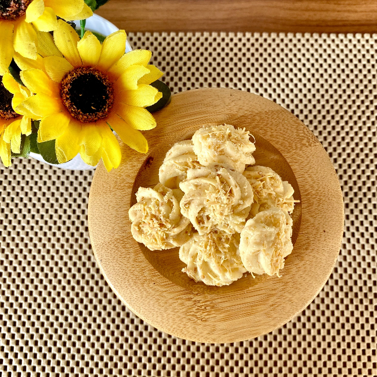 Jual Kue Sagu Keju Mabiean Kue Kemasan Toples Kue Kering Kue Lebaran | Shopee Indonesia