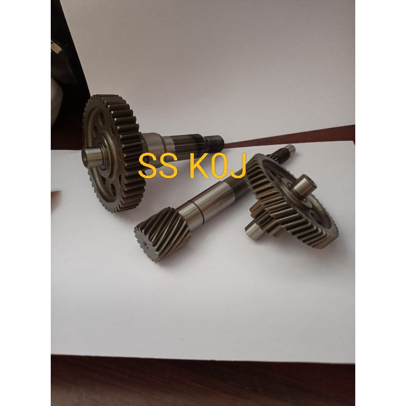 Jual gear set counter driven shaft gir gigi mesin transmisi gardan set ...