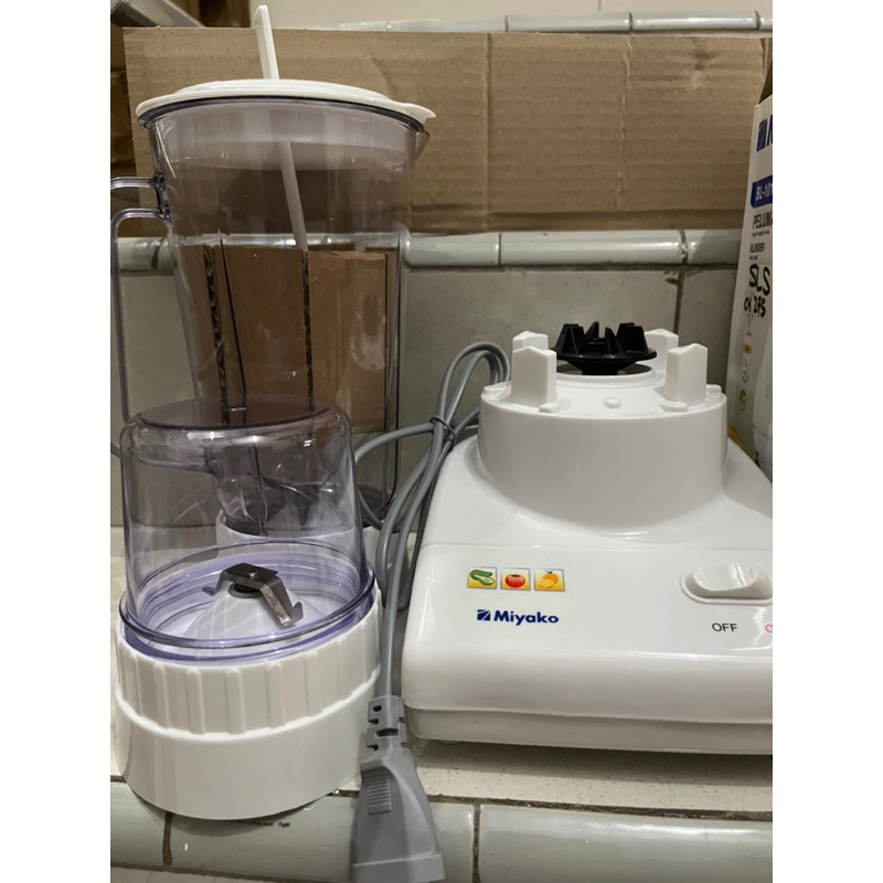Jual Blender Miyako 2in1 Tabung Plastik BL 101 PL Pelumat Blender ...