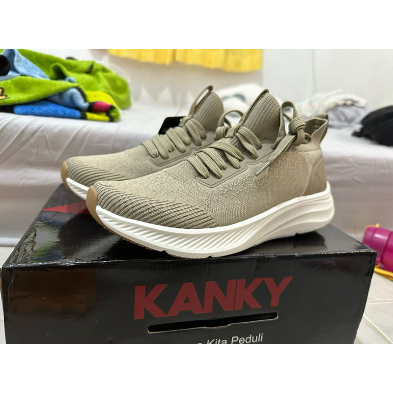 Jual Kanky x Tirta (Kanky Story Sensu) Khaki/Coffee | Shopee Indonesia