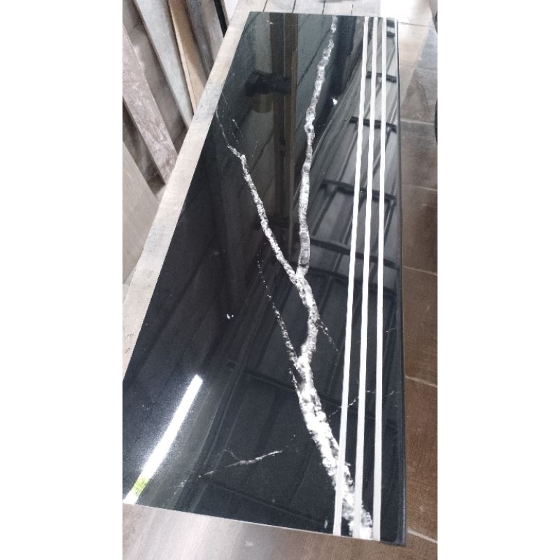Jual granit pijakan tangga hitam double bevel 30x120 hitam motif ...