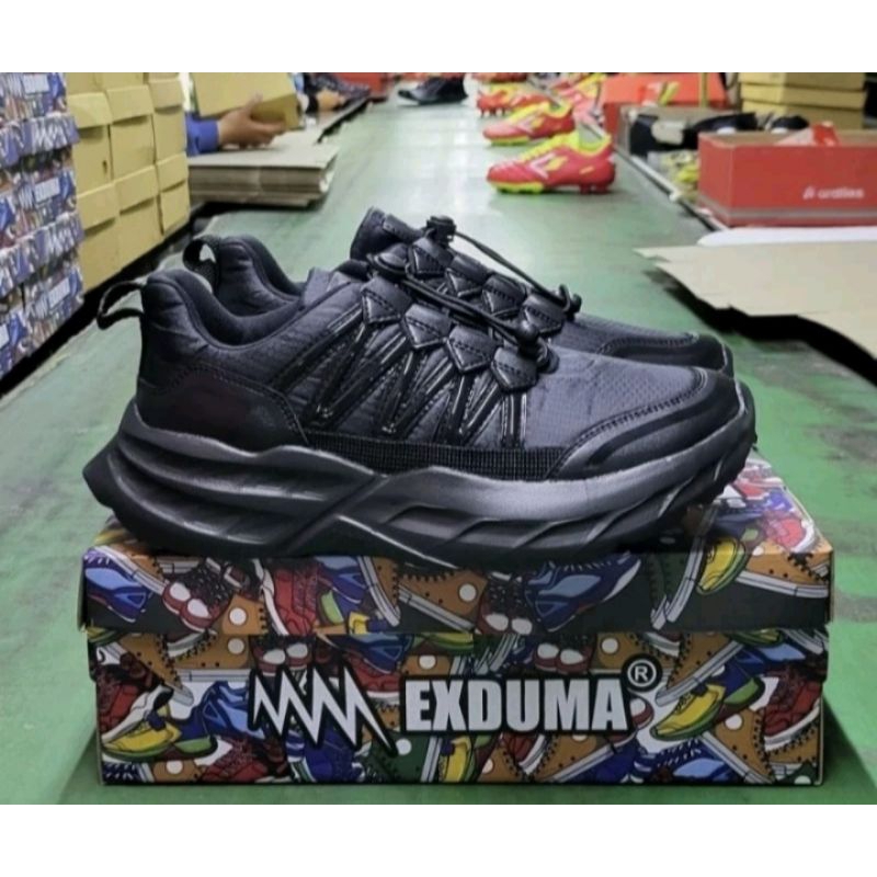 Jual Sepatu Olahraga / Sepatu Running / Sepatu Exduma Hitam Terbaru ...