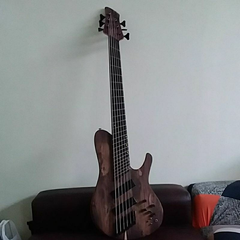 Jual bass 6 string multiscale by Liam | Shopee Indonesia