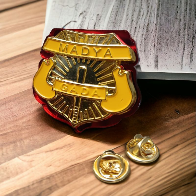 Jual Pin gada Madya Mika akrilik cor tebal peniti | Shopee Indonesia