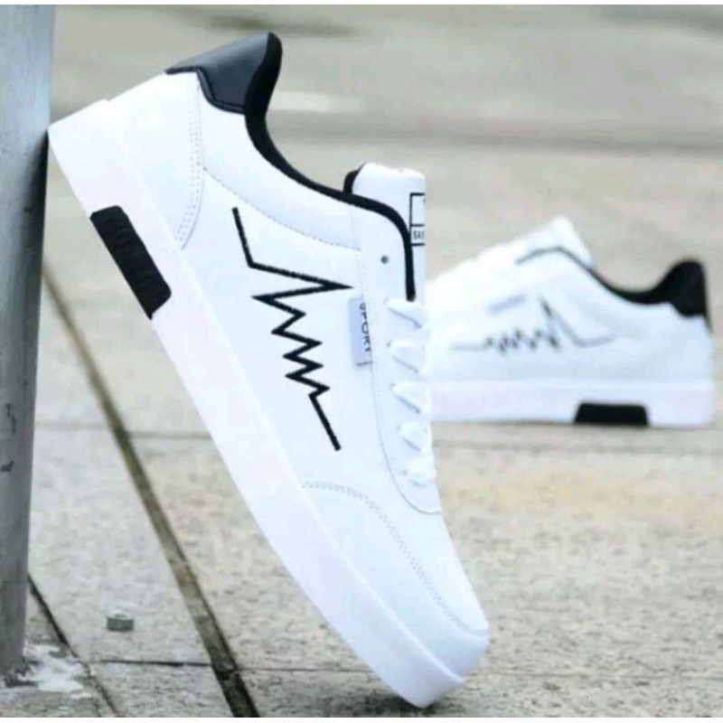 Jual Sepatu Sneaker Pria Wanita | Shopee Indonesia