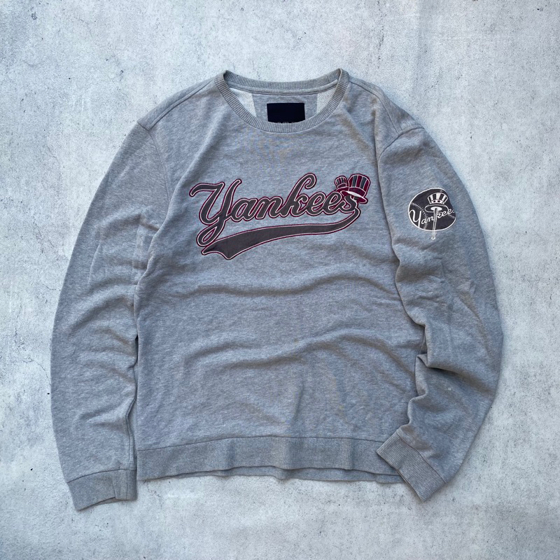 Jual CREWNECK MLB YANKEES (L) | Shopee Indonesia