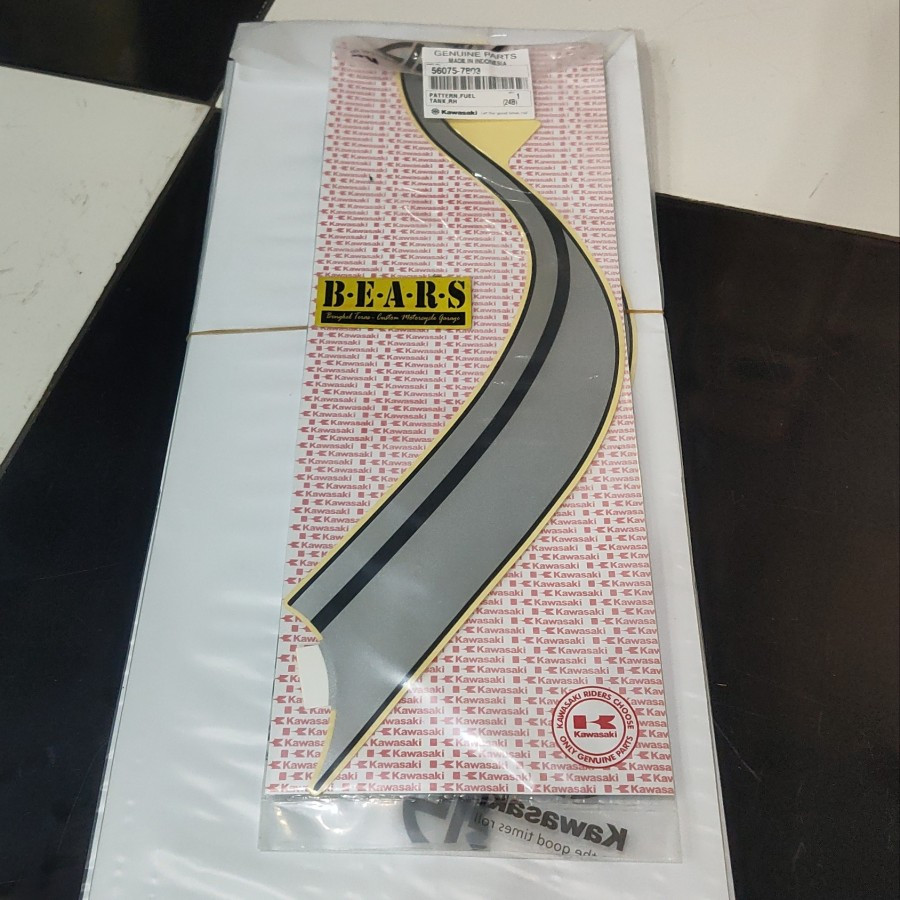 Jual Sticker Stiker Pattern Tangki Fuel Tank Kawasaki W175 SE Hitam ...