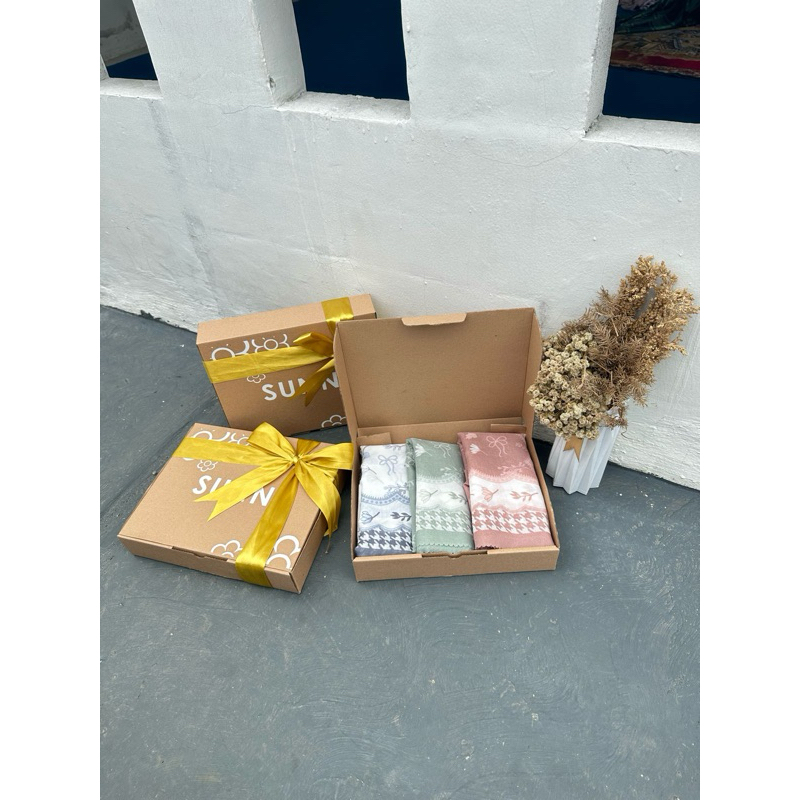 Jual Box Hampers 3 Hijab | HANYA BOX AJA | Shopee Indonesia